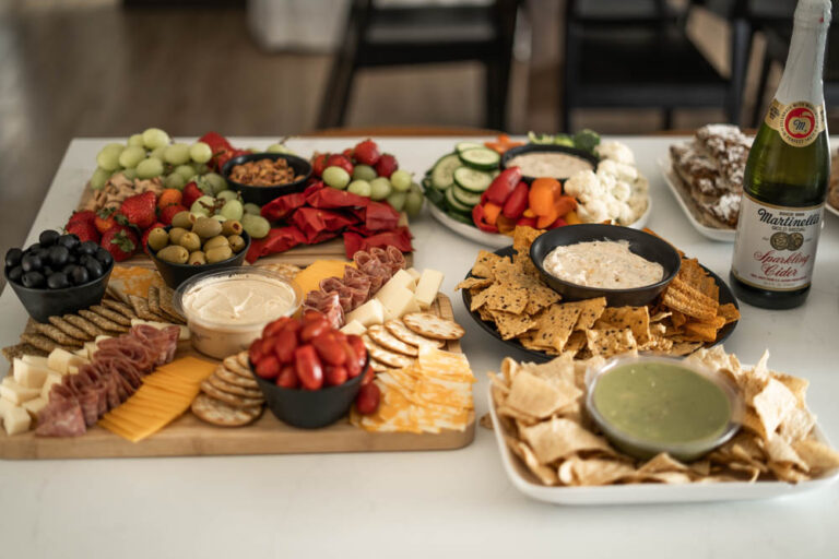 How to Host an Amazing Vision Board Party | Sincerely Tori